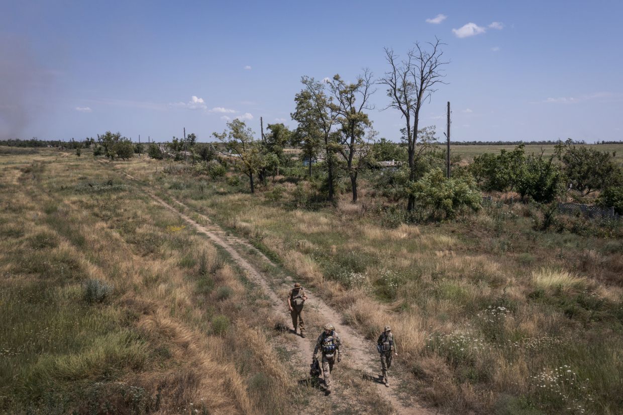 Same landscape, different war | The Star