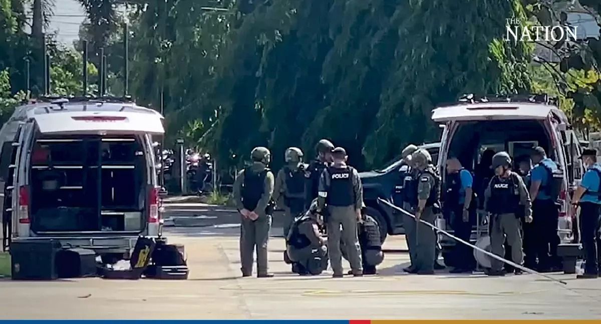 Thailand: Yala police defuse 15kg bomb found hidden among road-accident ...