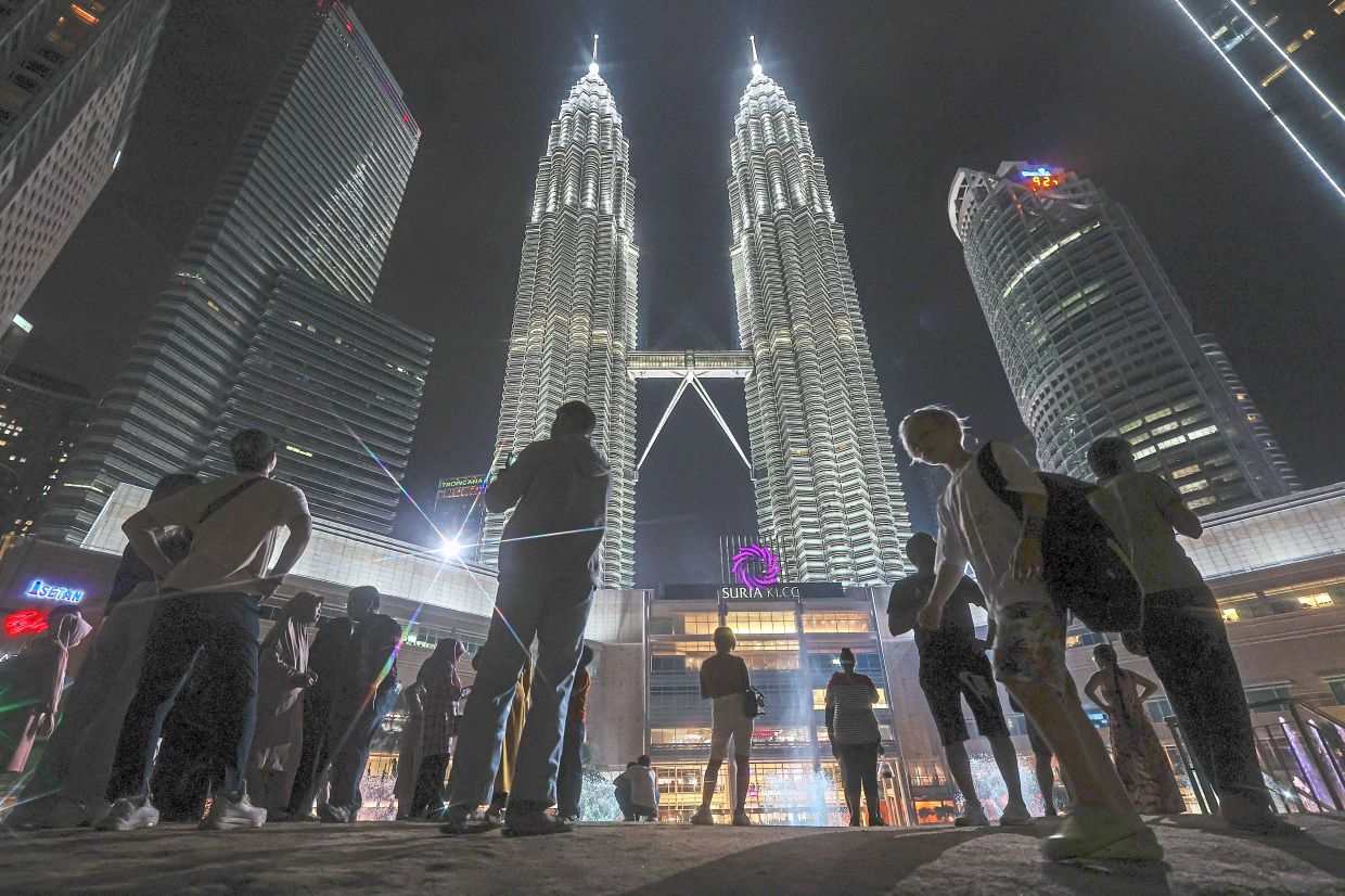 KLCC Stapled Group positive on growth momentum | The Star