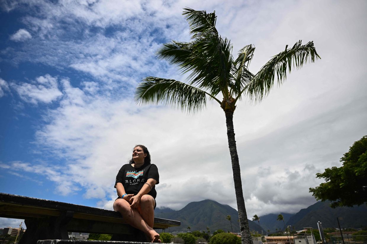 'The ocean saved my life': how one Hawaii survivor escaped the flames ...