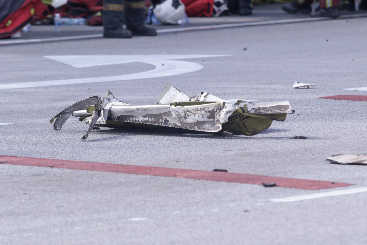 Elmina plane crash: Pahang exco member Johari Harun among those killed | The Star