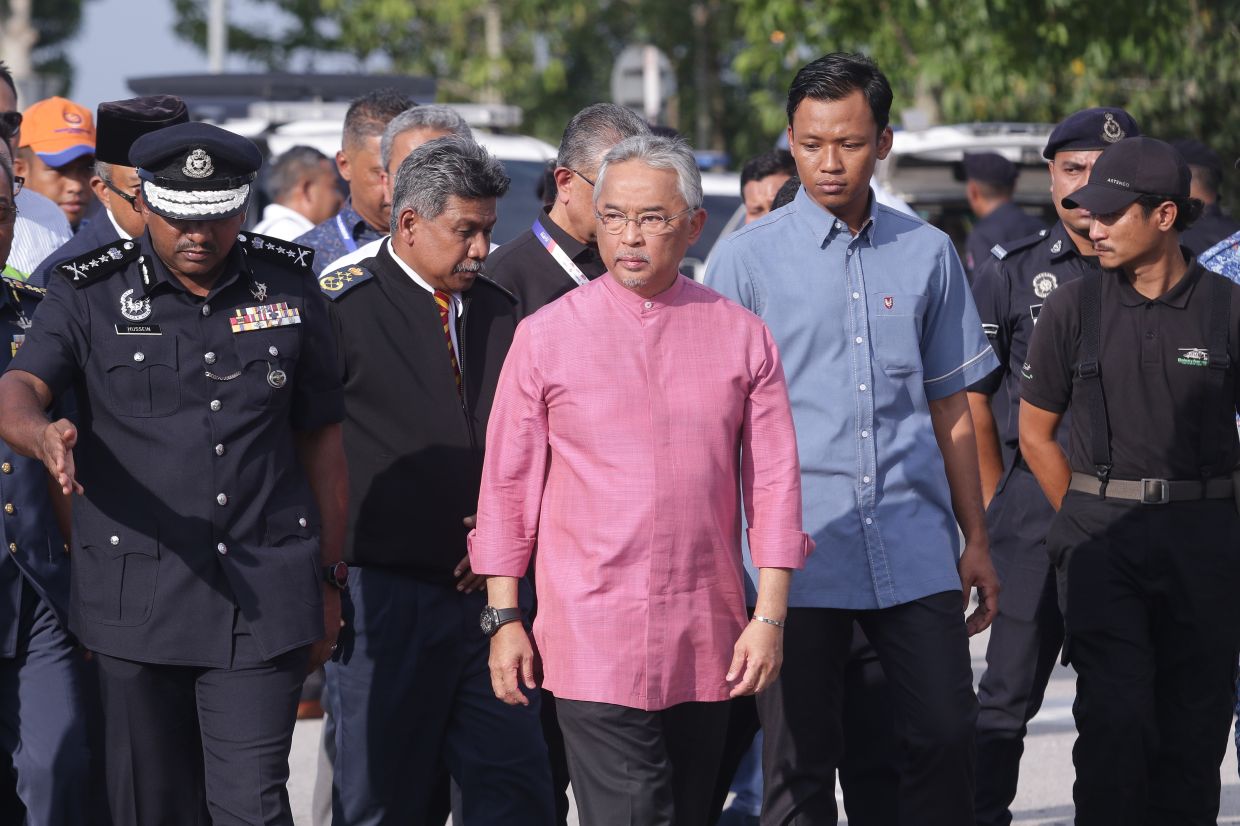 Elmina plane crash: Pahang exco member Johari Harun among those killed | The Star