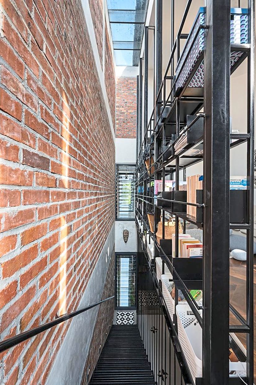 Malaysian architect couple turns single-storey PJ house into modern ...