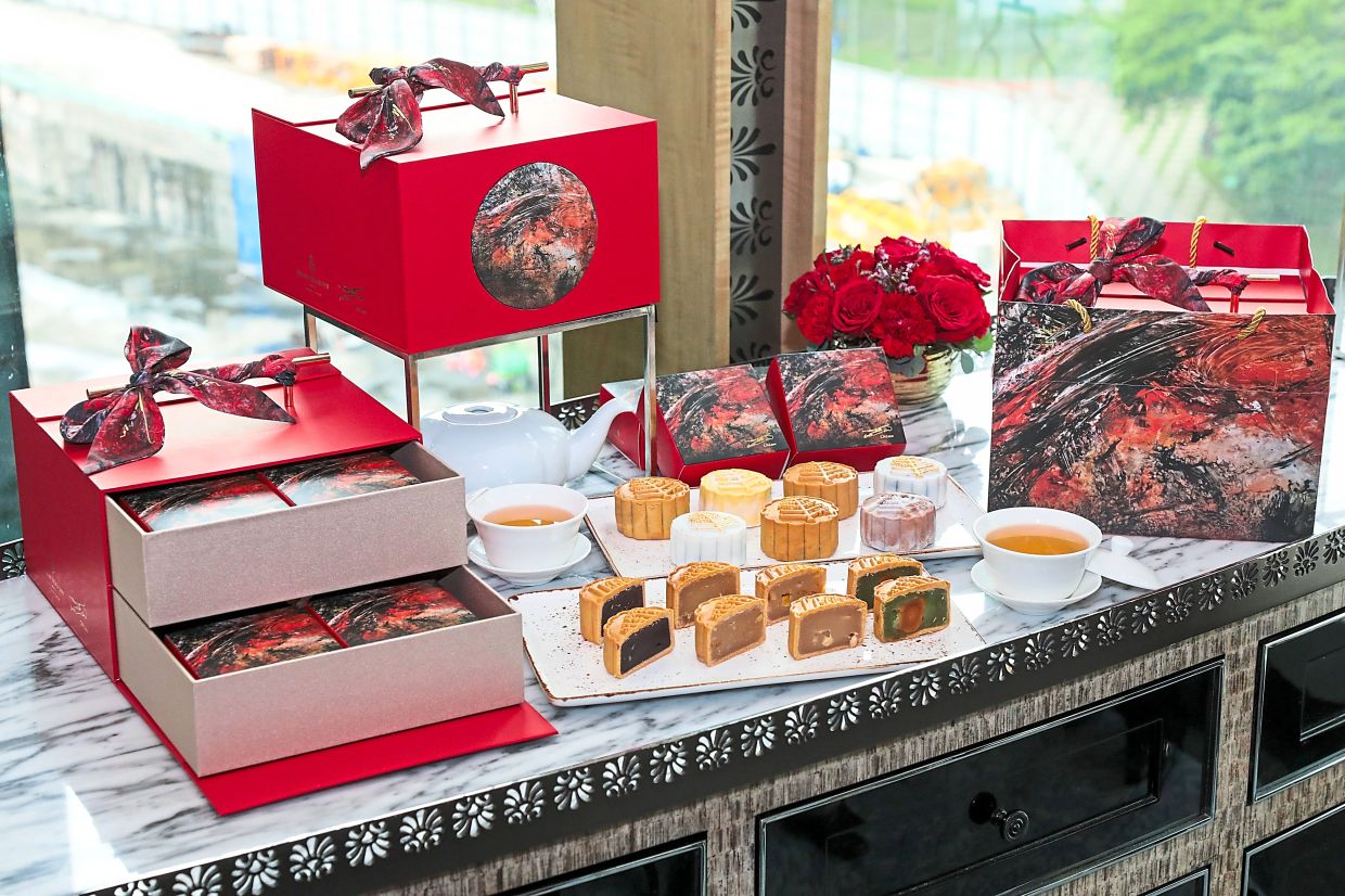 Mooncake boxes feature artist’s take on light and darkness | The Star