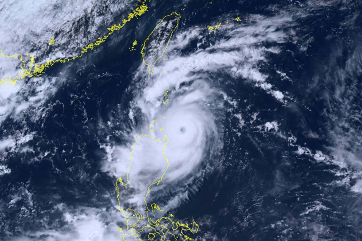 Super Typhoon slams Philippines, threatens Taiwan and Hong Kong | The Star