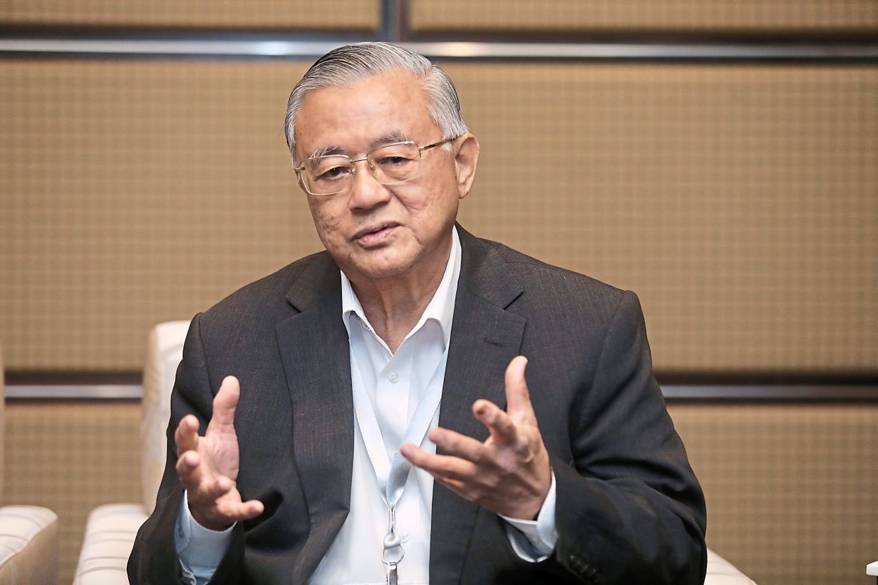 Weak ringgit set to attract more foreign tourists | The Star