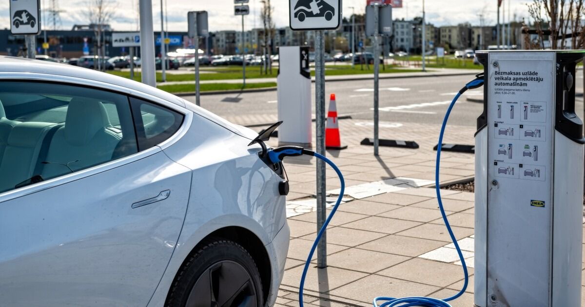 China EVs lead the way as electric vehicles gaining momentum in ...