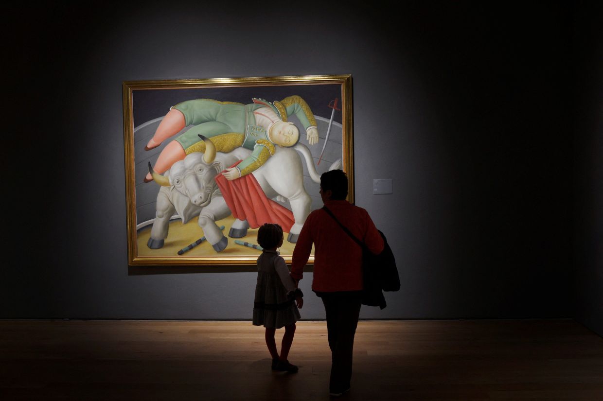 Colombian artist Fernando Botero, known for voluptuous art, dead at 91 ...