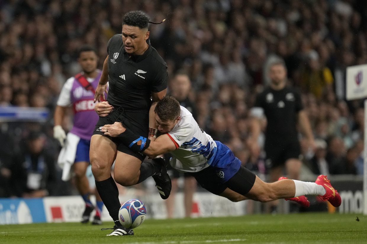 All Blacks delight at big win but discipline still an issue as result ...