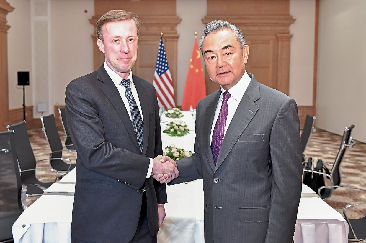 Wang Yi heads to Moscow for talks | The Star