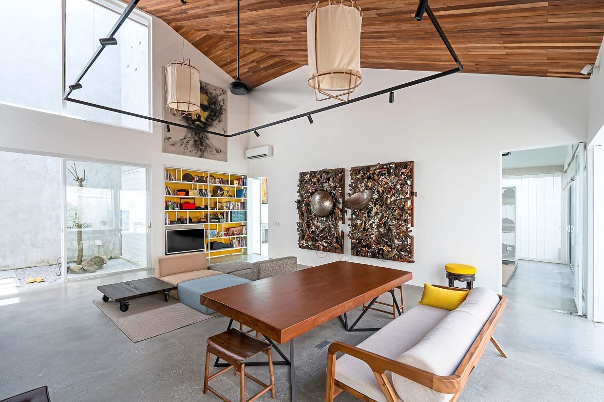 Malaysian architect designs 'inside out' house to transform his family ...