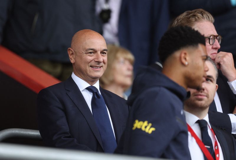 Football: Soccer-Spurs chairman Levy says it was a mistake to appoint ...