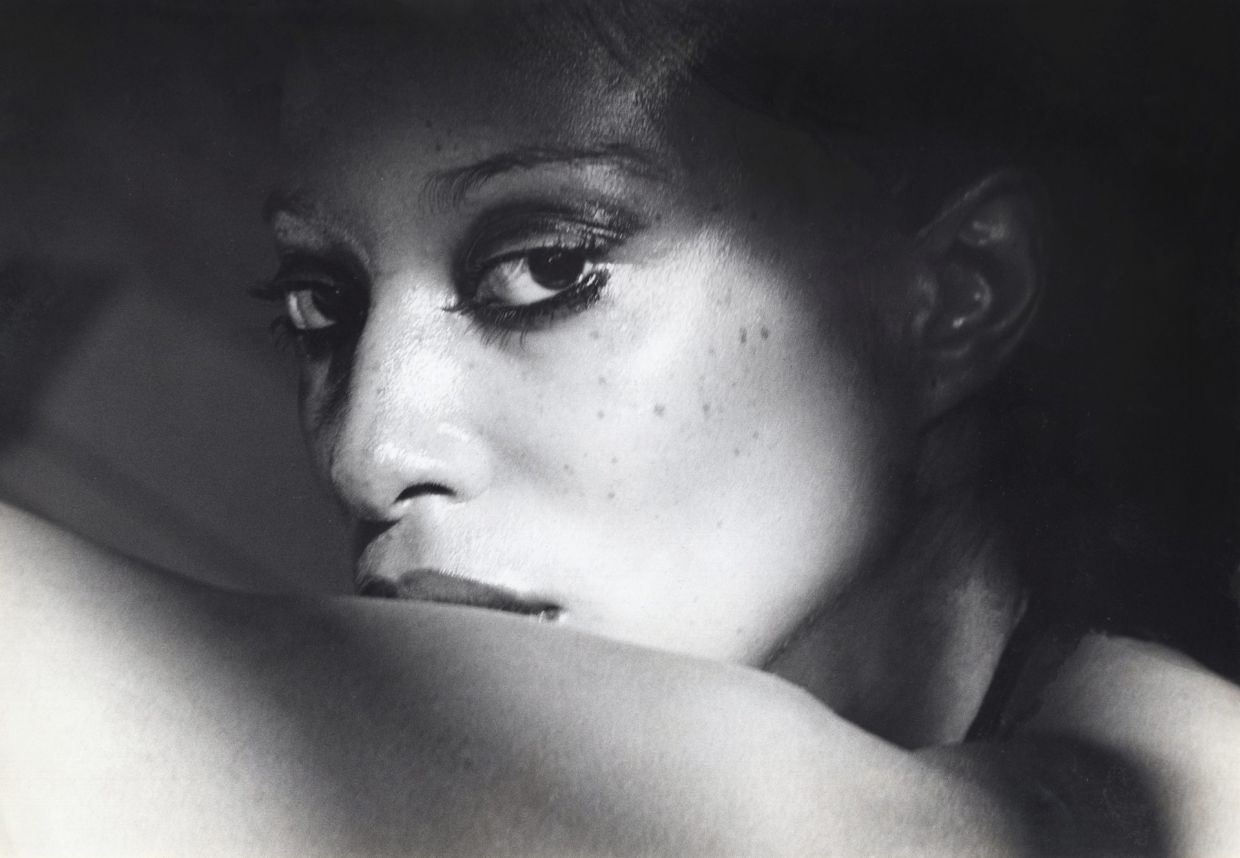 Documentary shines light on Donyale Luna, the first Black 'Vogue' cover ...