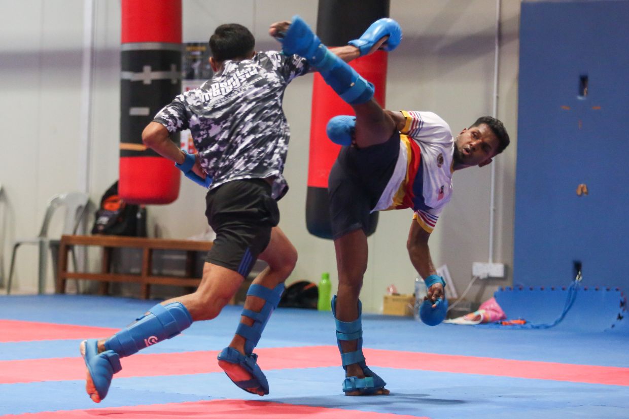 Boxing: Lightweight Prem has a heavy burden | The Star