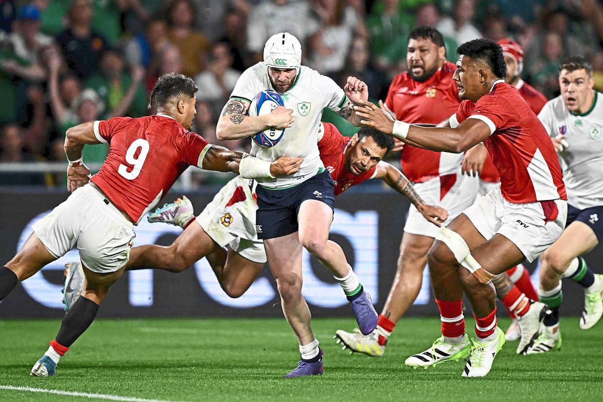 Rugby: Hansen’s handy and a handful | The Star