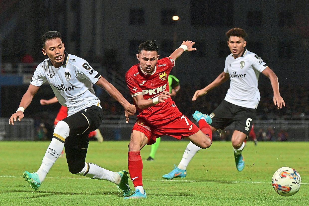 Football: Red Giants seek revenge on another front | The Star