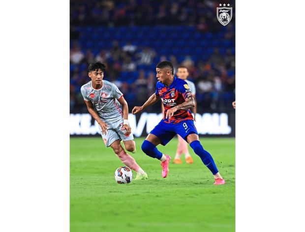 Football: ‘Team player’ Bergson makes it 102 goals | The Star