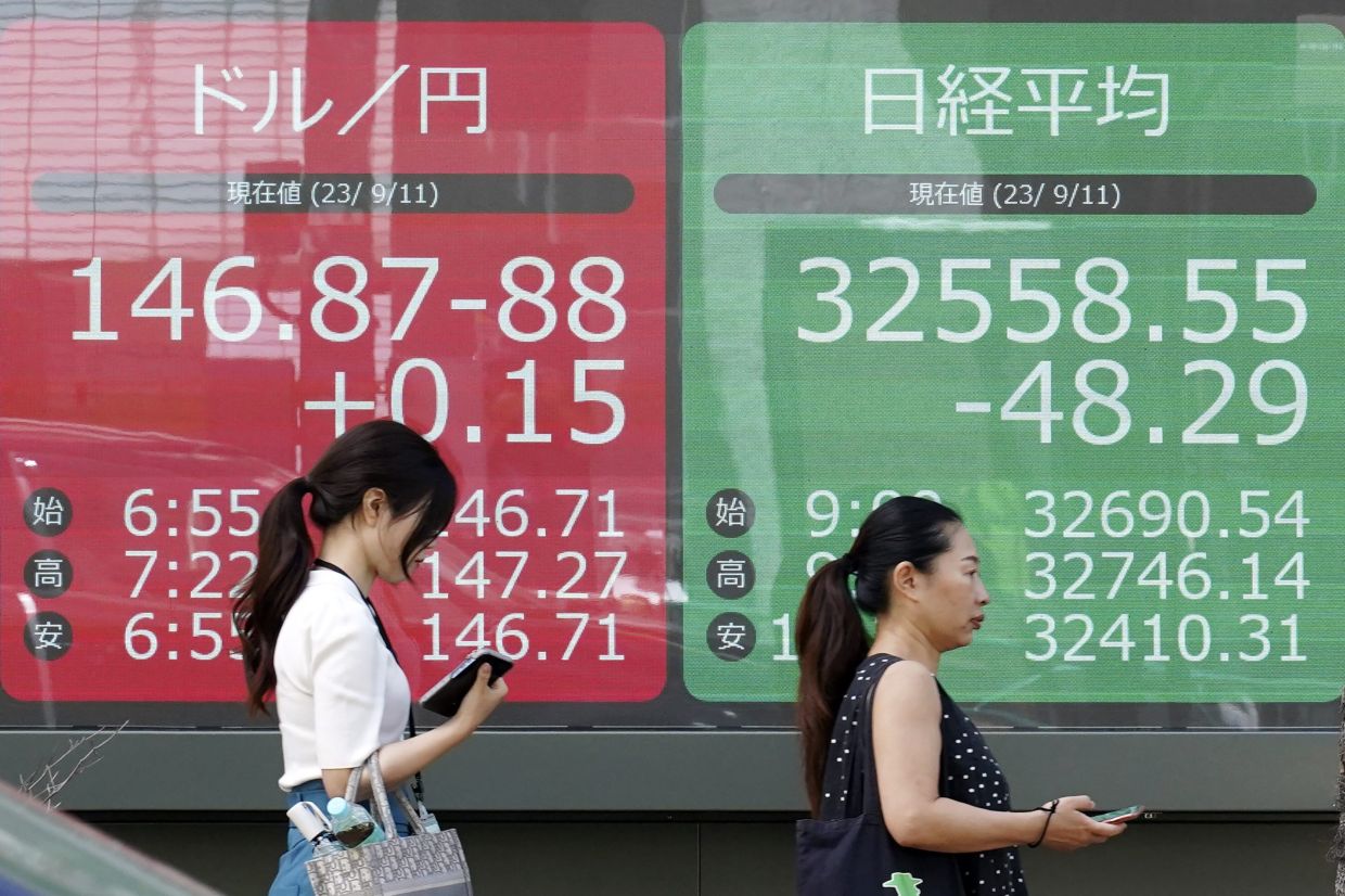 Asian markets fall on rate concerns | The Star