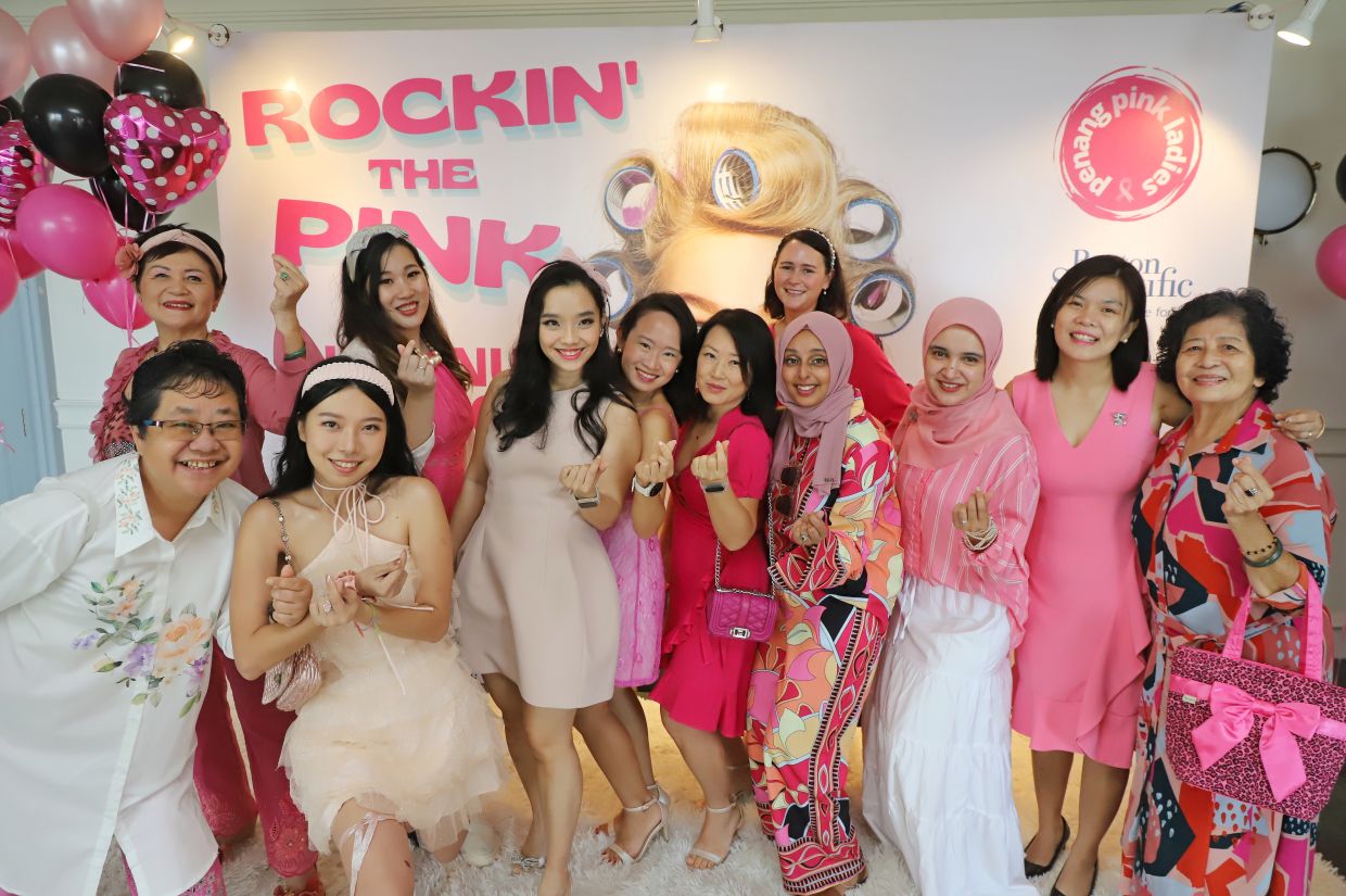 Penang Pink Ladies raise funds for cancer patients | The Star