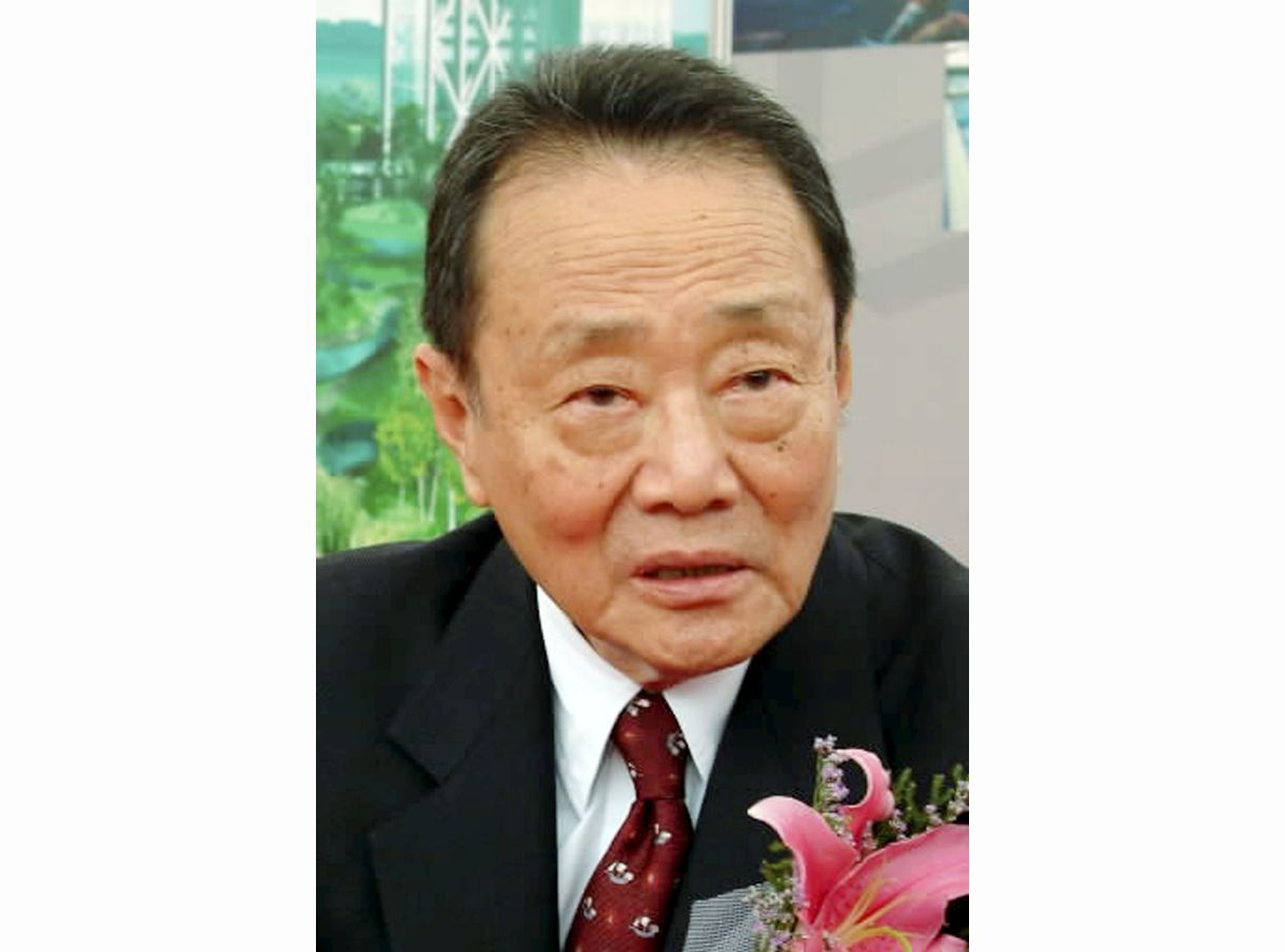Johor-born billionaire Robert Kuok celebrates 100th birthday | The Star