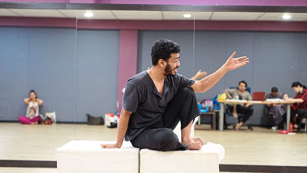 Weekend for the arts: 'Mat Solo' makes stage debut, Canto Yay fest ...