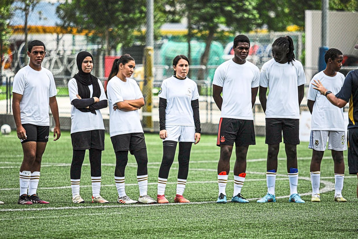 Football: Unforgettable experience for kids at Real Foundation Clinic ...