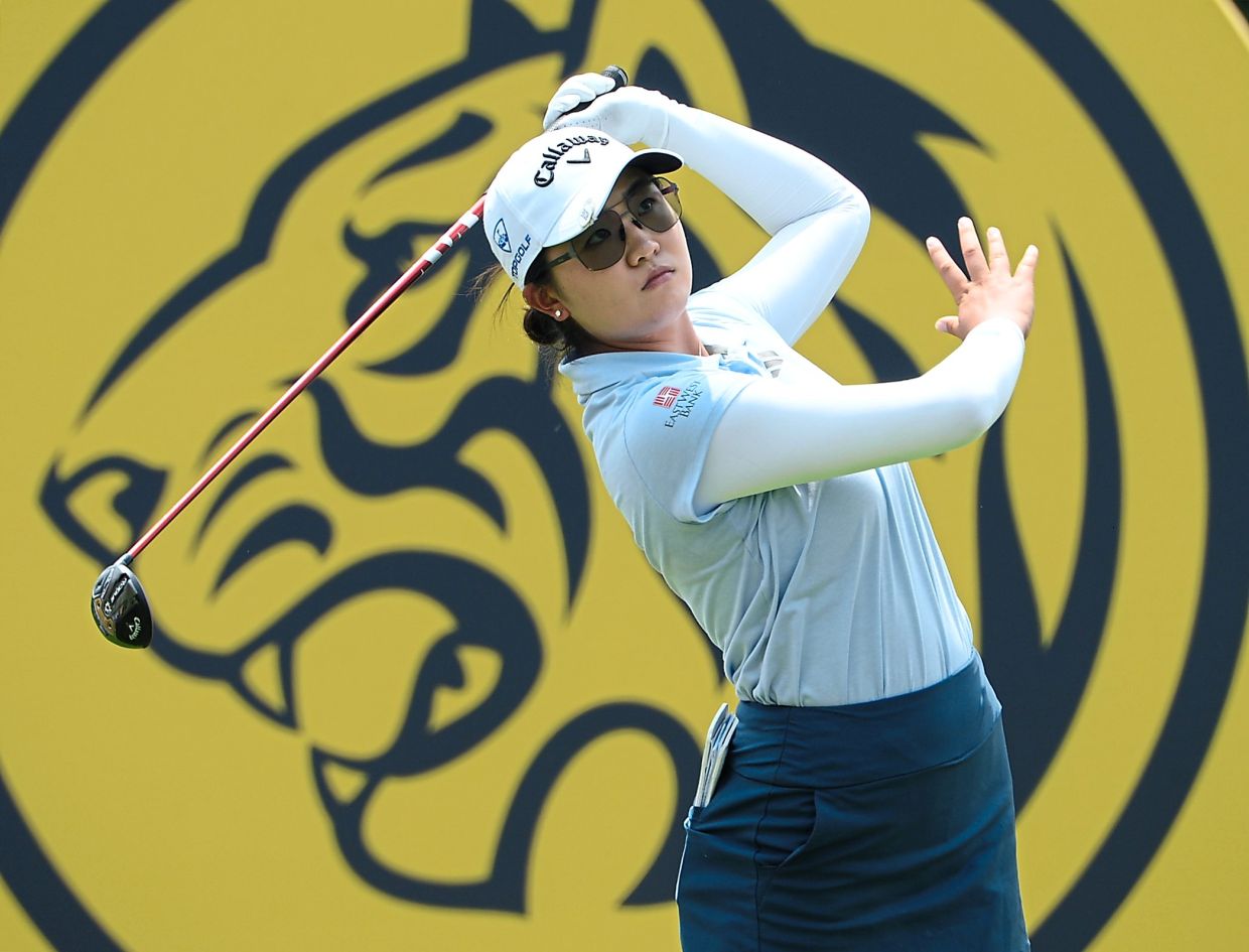 Golf: Rosy for Rose as she gets within a shot of leader | The Star