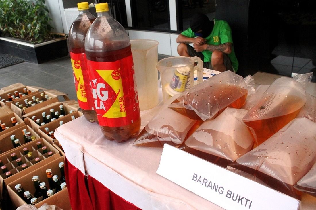 Twelve dead in Indonesia from drinking bootleg alcohol | The Star