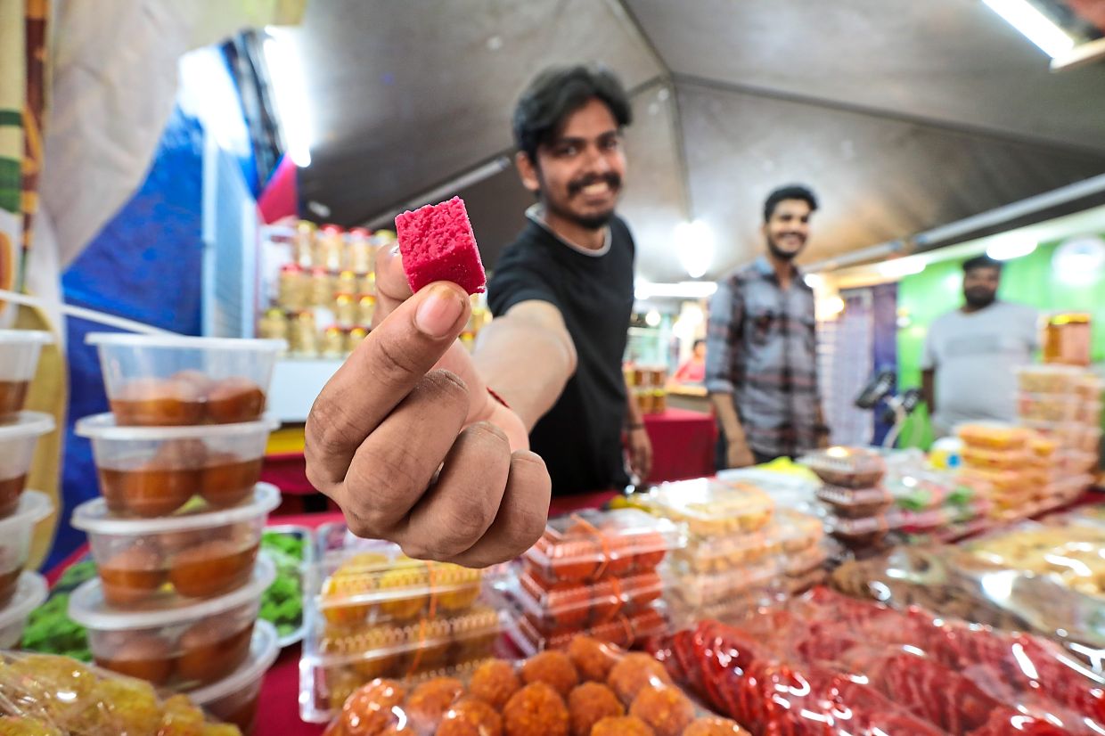 Deepavali shopping in full swing | The Star