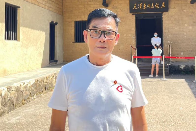 HK actor Joseph Lee Kwok Lun regrets sending dad to nursing home, cries ...