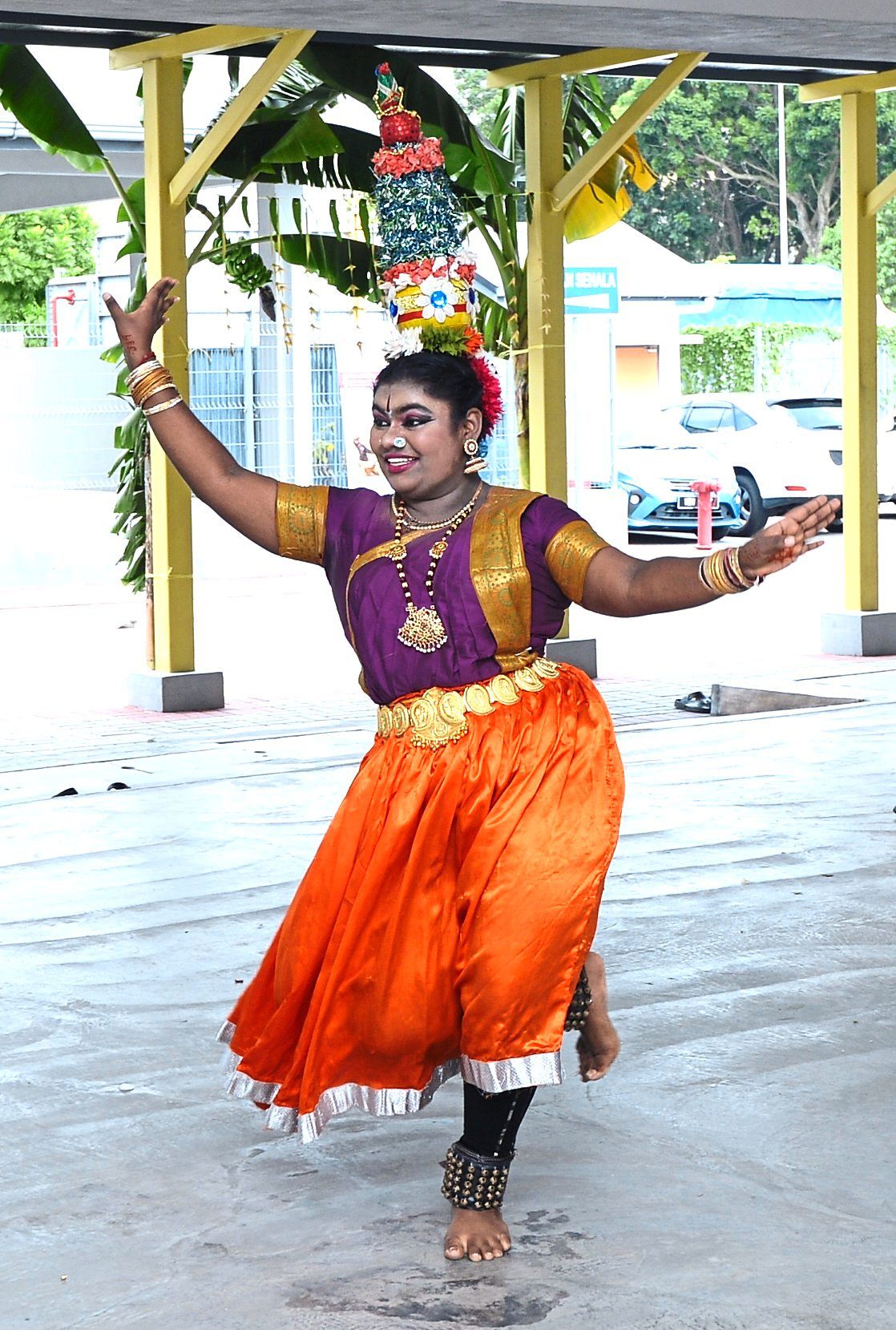 Colourful showcase of Indian arts | The Star