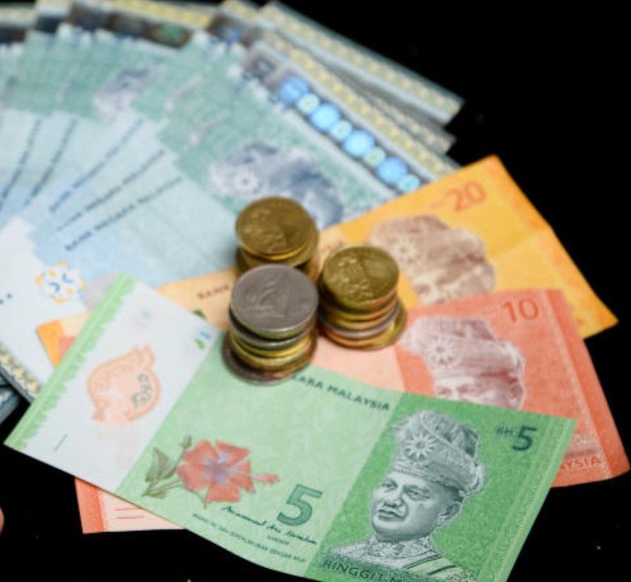 Ringgit continues downtrend after hawkish tone from Fed chairman | The Star