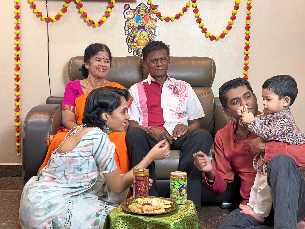 Radiating in Deepavali’s warmth | The Star