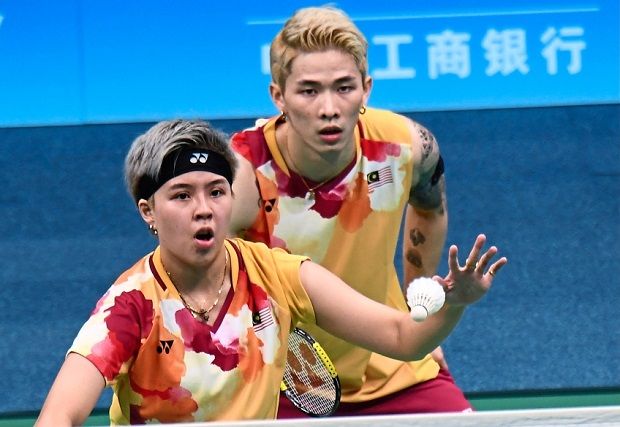 Badminton: Ee Wei rejoices over anniversary with Tang Jie and know they ...