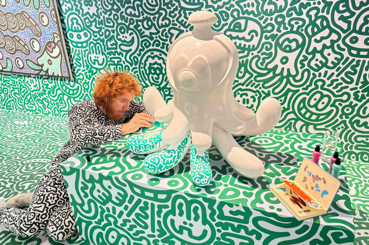 Mr Doodle serves up his 'graffiti spaghetti' for Hong Kong masses | The ...