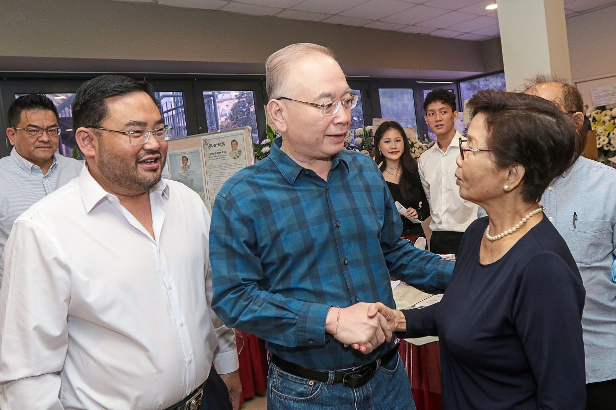 Wee pays tribute to mentor Chua | The Star