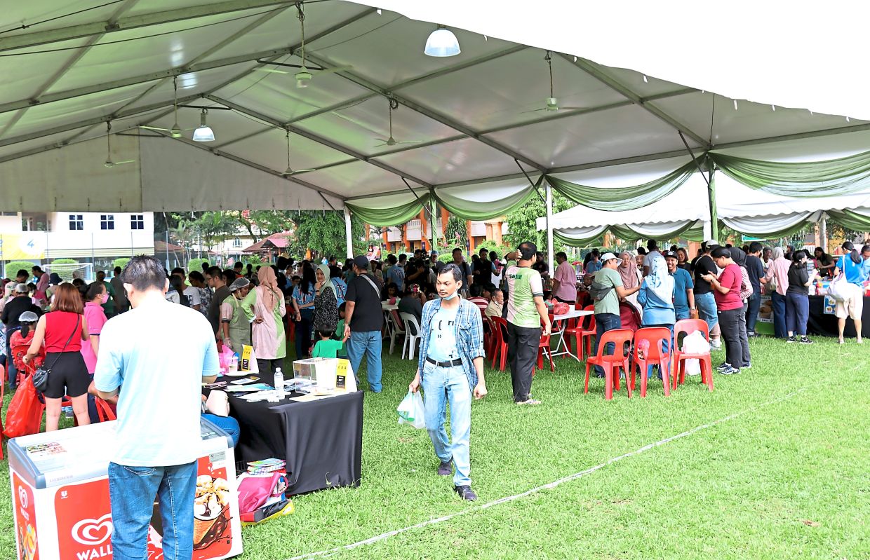 Good response for fair in aid of two centres | The Star