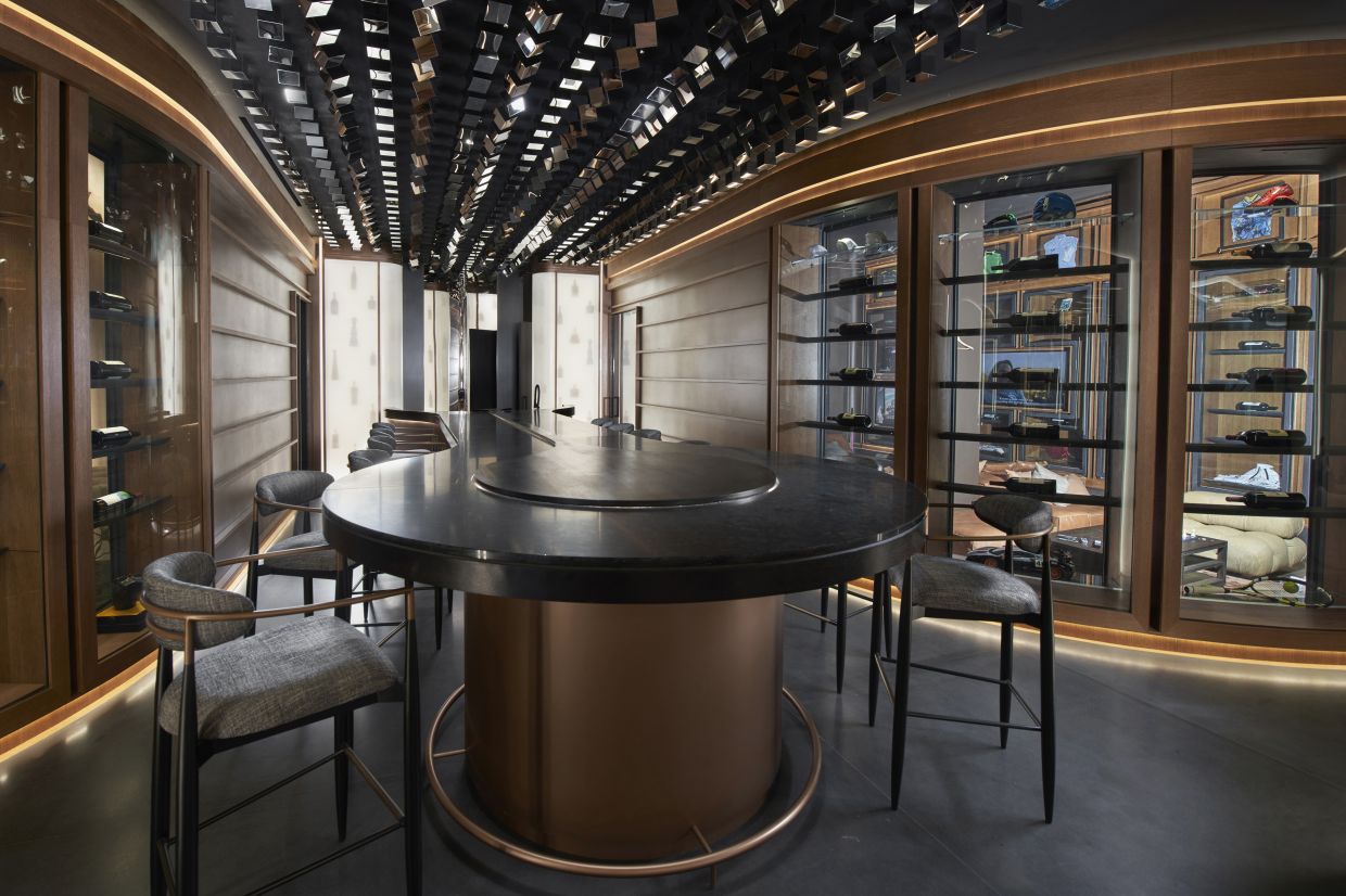 An unprecedented journey into the exclusive world of Richard Mille ...
