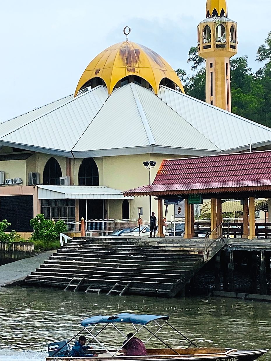 Experiencing life on the water in Brunei’s Kampong Ayer | The Star