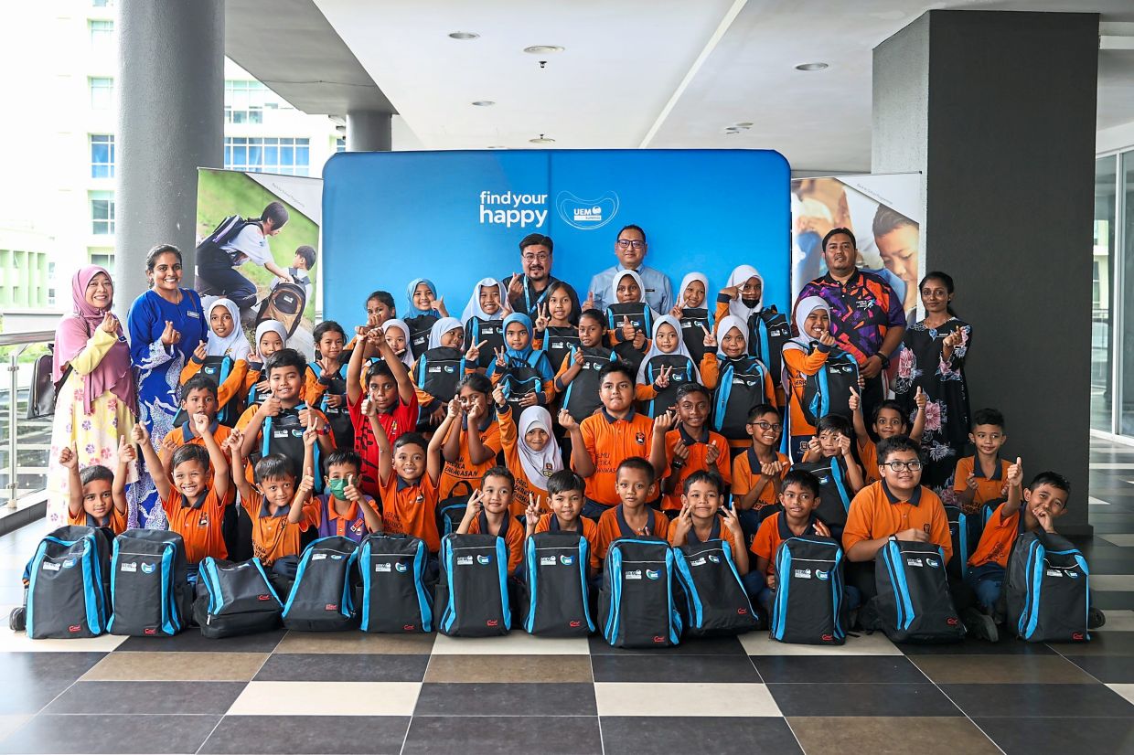 Back-to-school programme brings cheer to 251 students | The Star