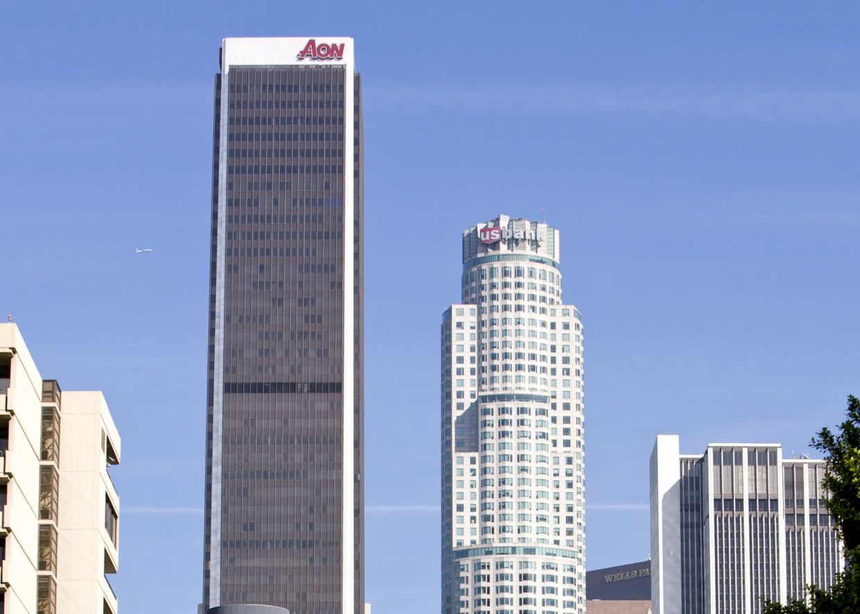 LA’s third-tallest tower sells for 45% below its 2014 price | The Star