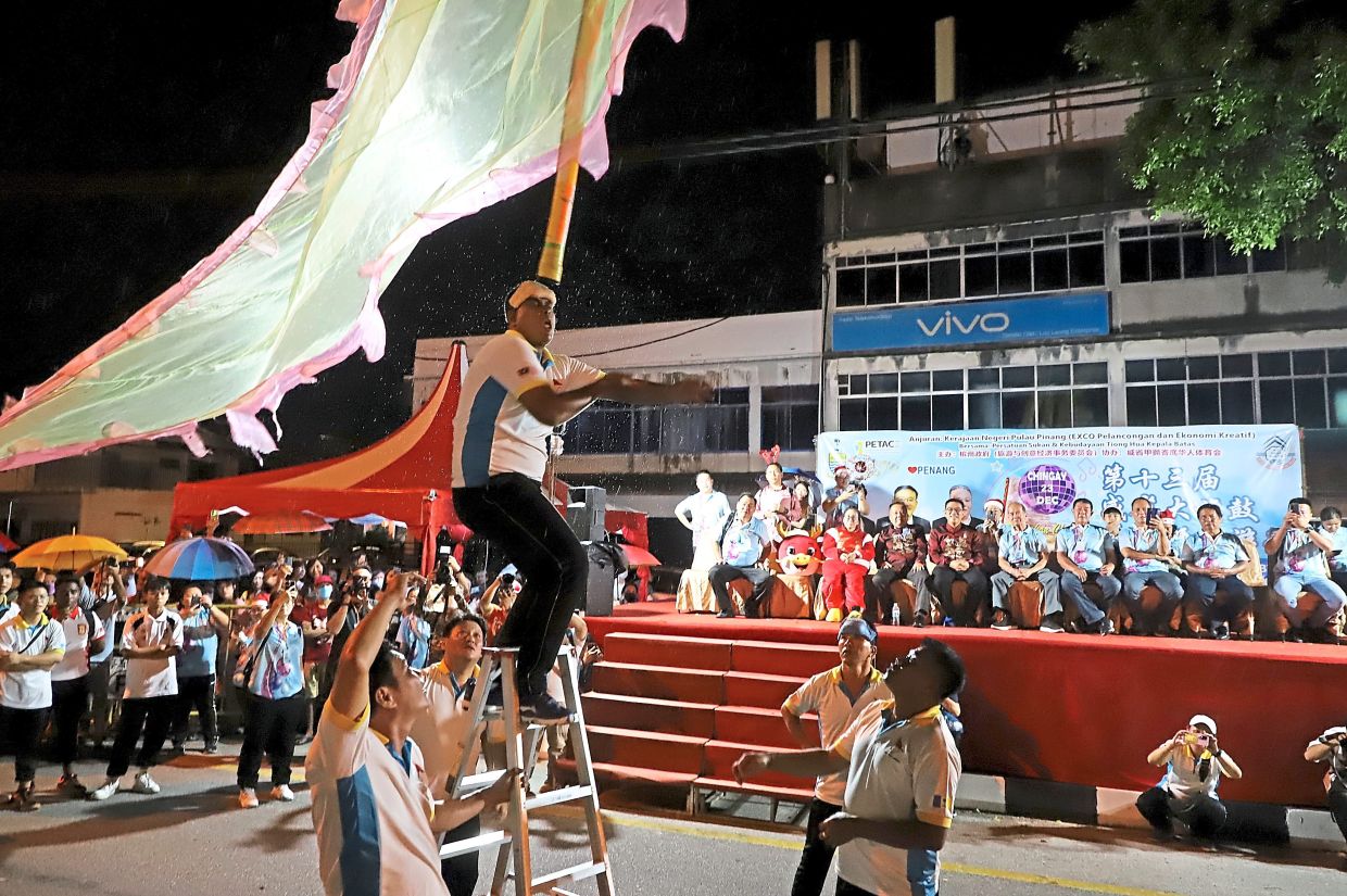 Moving to the beat of joyful procession | The Star