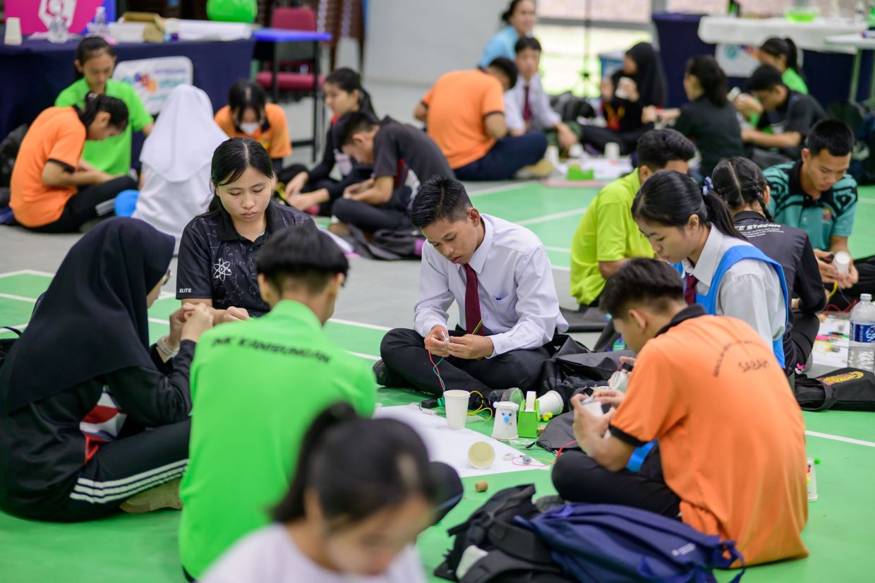 PETRONAS helps rural Sabah students interested in STEM | The Star