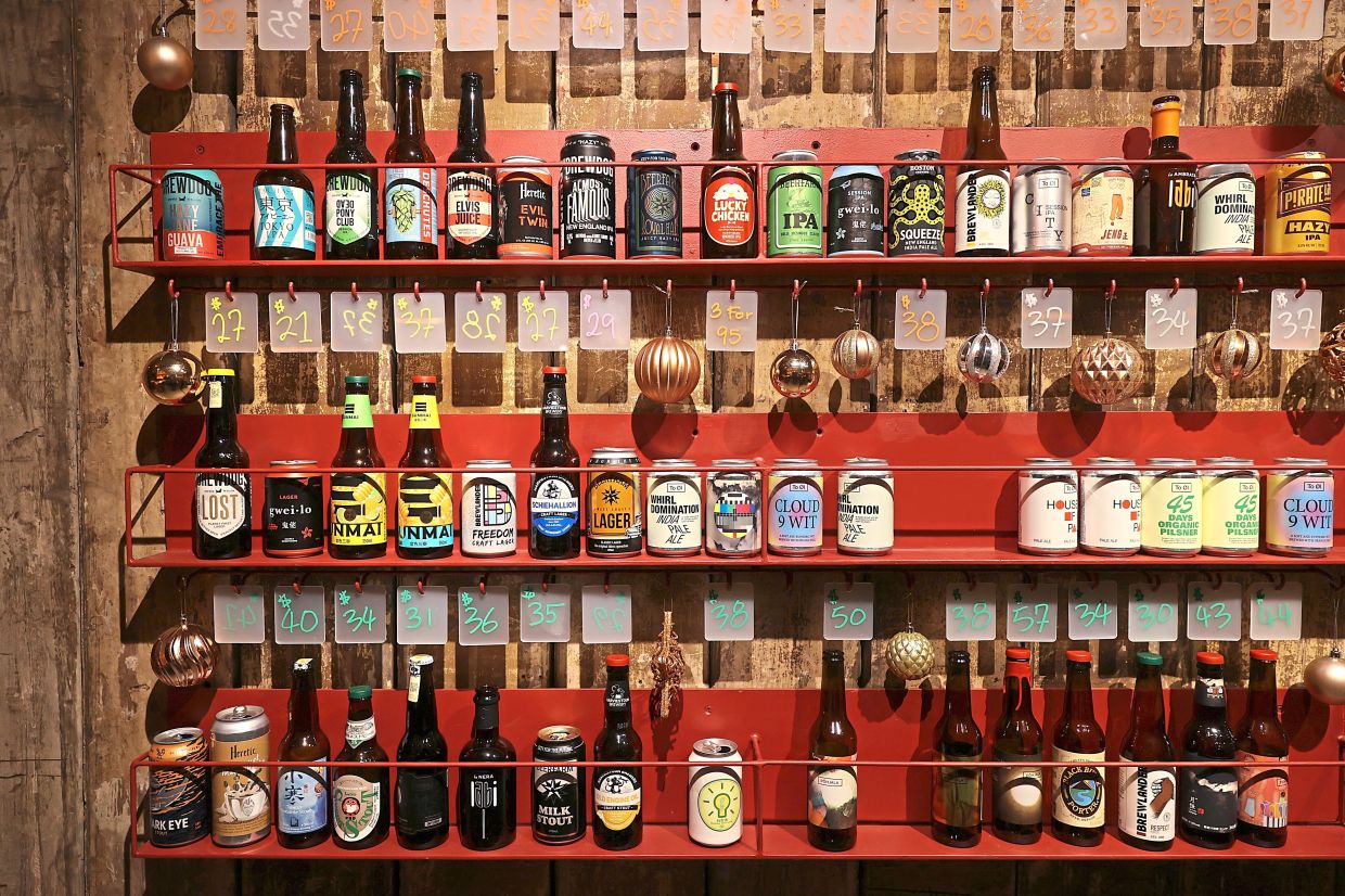 New retro joint with wide array of craft beer | The Star