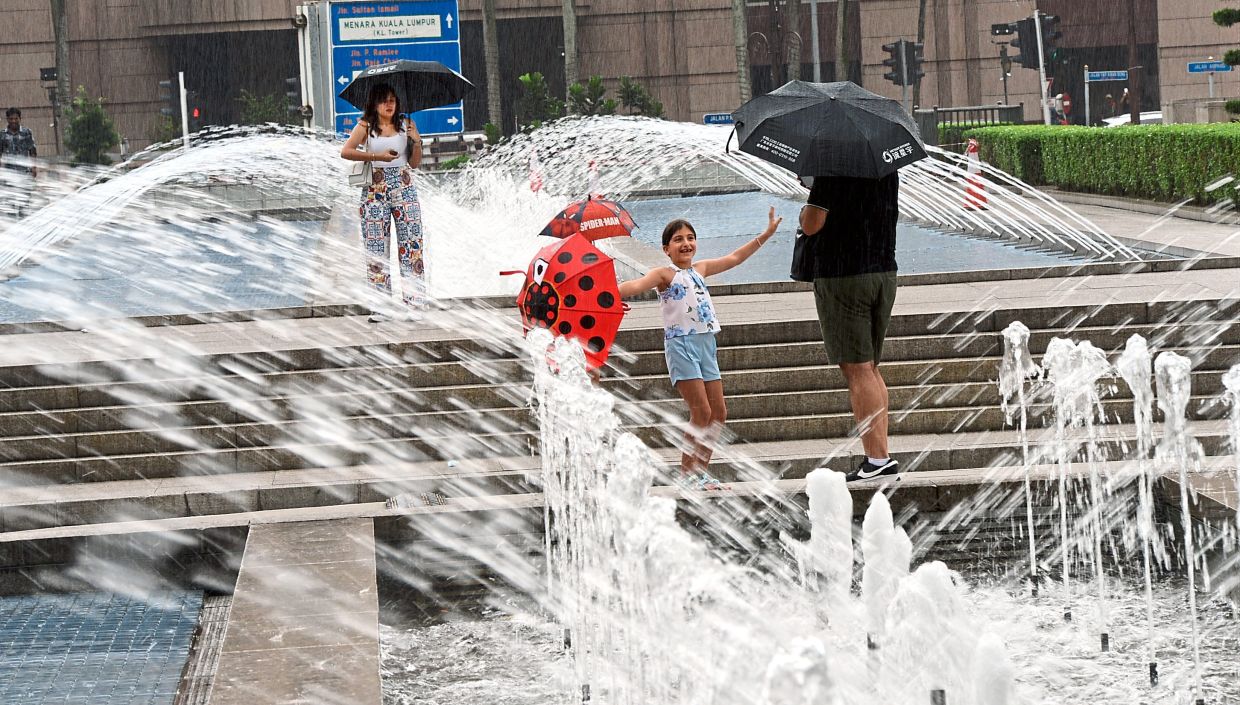 Water feature in city centre | The Star