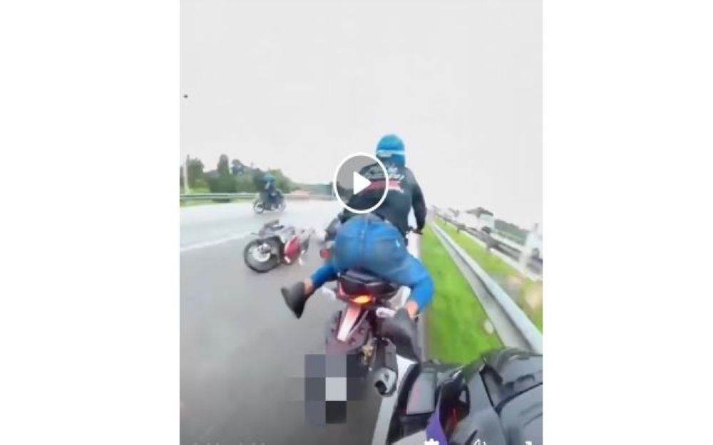 Students charged for reckless motorcycle stunts on highway | The Star