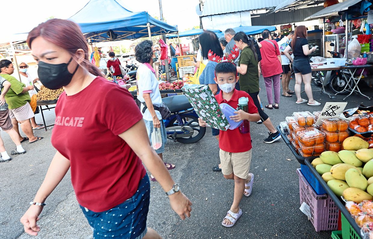 Masking up to keep virus at bay | The Star