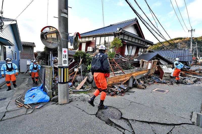 Taiwanese disaster medical aid team arrives in quake-hit Japan town ...