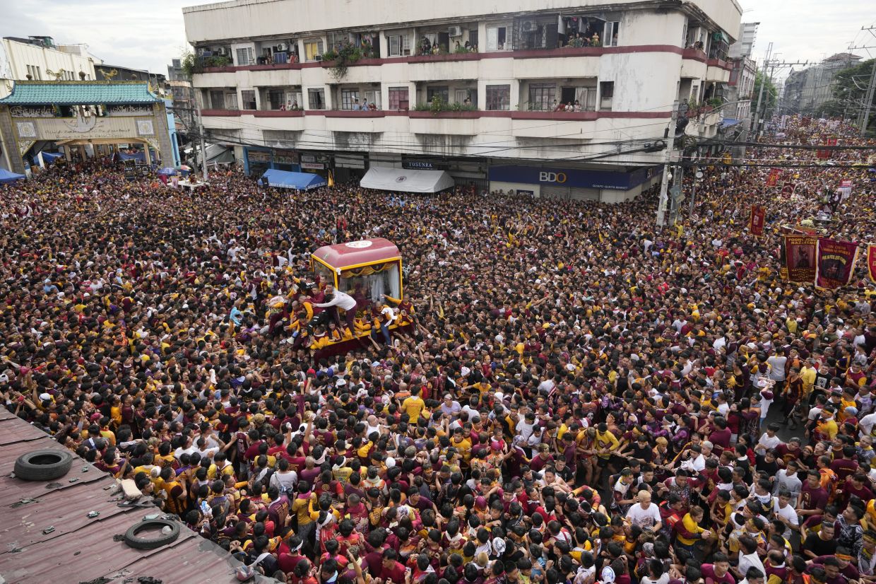 Over one million barefoot devotees flock to feverish Christ icon parade ...