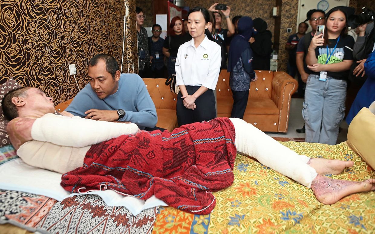 Volunteer’s selfless act rewarded | The Star